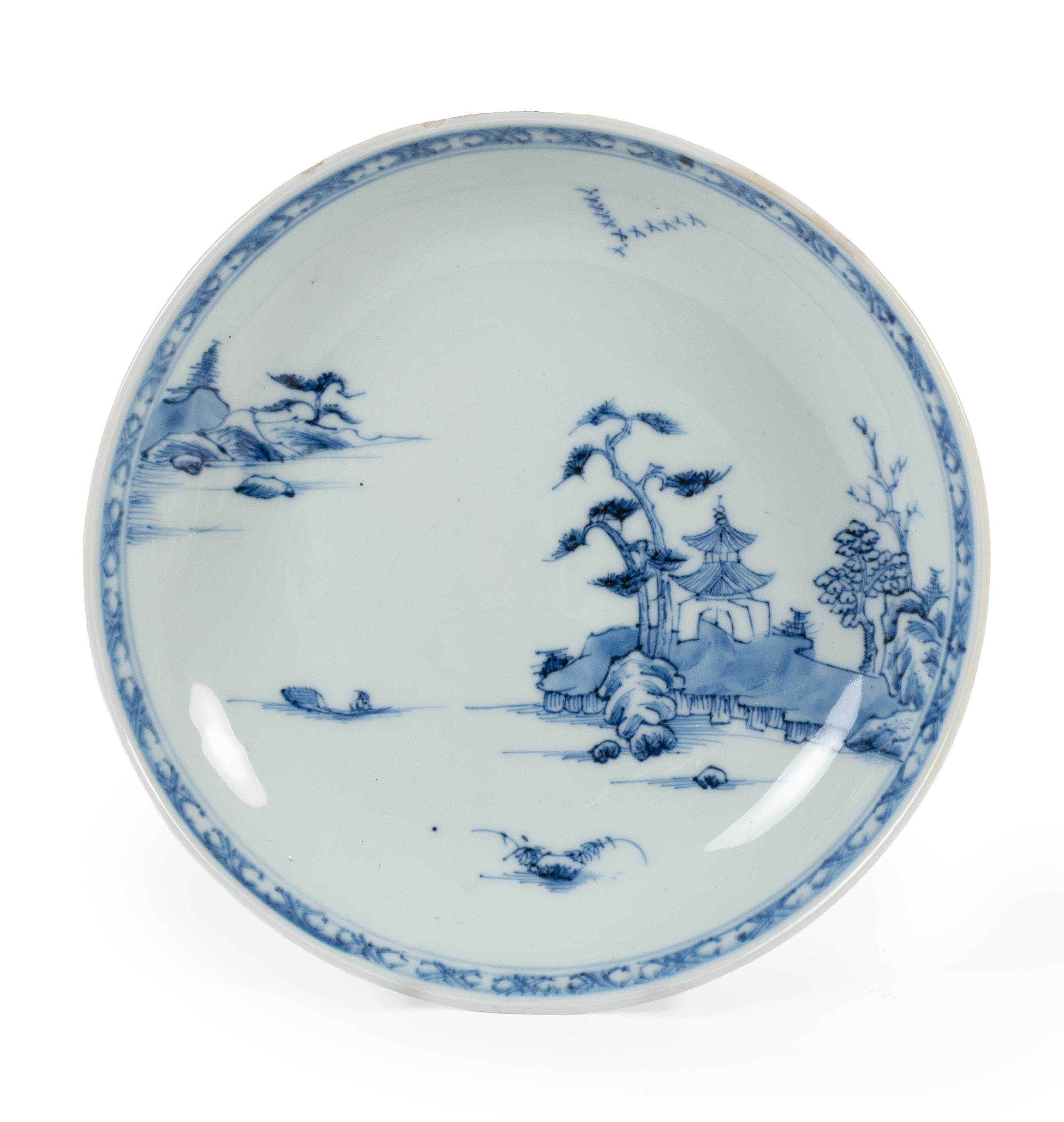 Lot 26 - A Chinese "Nanking Cargo" Porcelain Tea Bowl