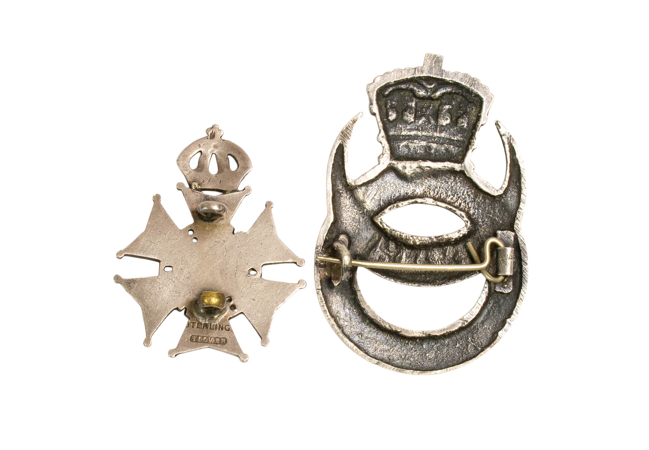 Lot 87 - A Pre-1901 Officer's Pagri Badge to the 28th