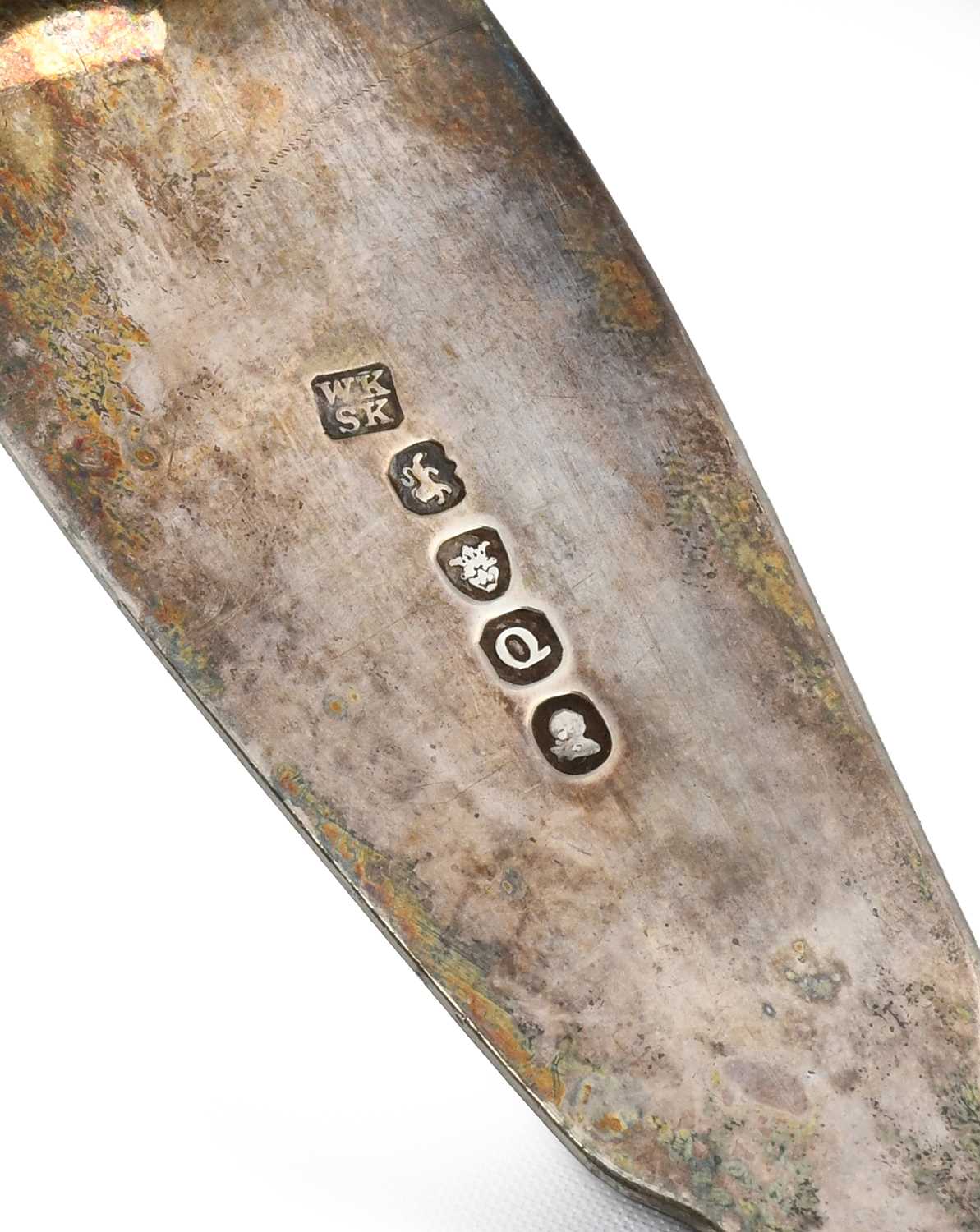 Lot 261 - A George III Silver Fish-Slice, by William