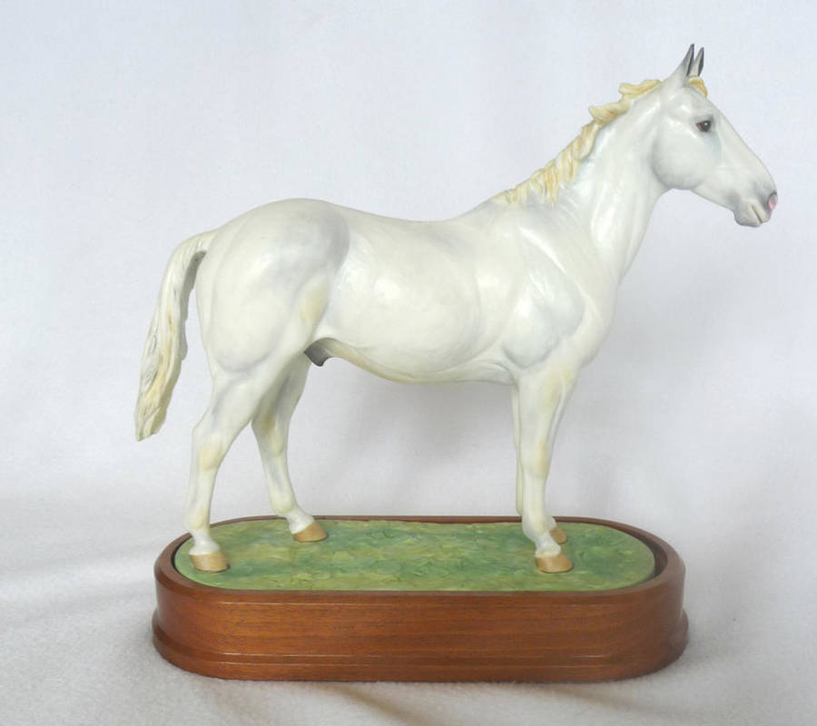 Lot 1046 - Royal Worcester "Hunter", model No. RW4096