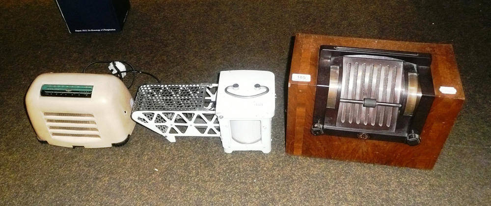 Lot 185 - A KB toaster shaped white Bakelite valve