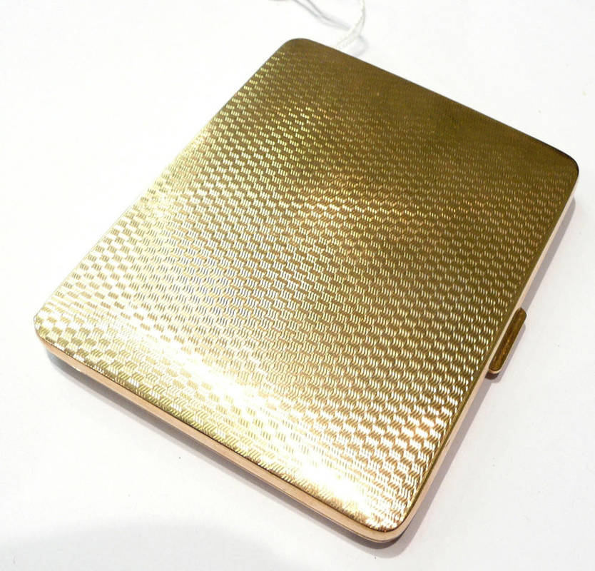 Lot 92 - A 9ct gold cigarette case