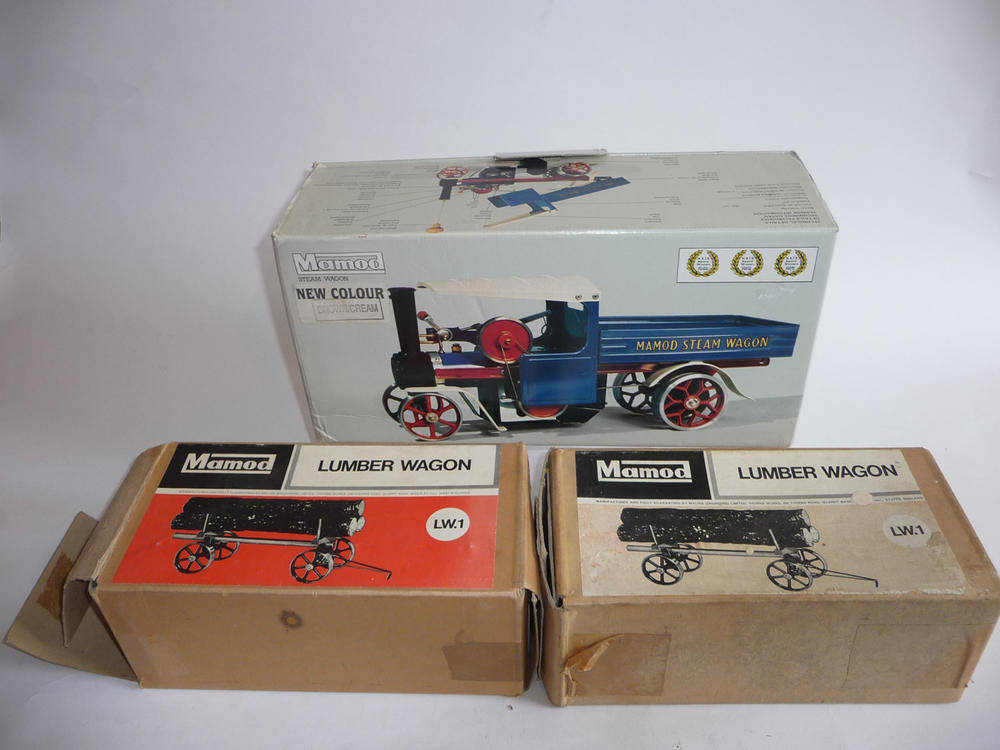 Lot 1102 - A Boxed Mamod Live Steam Wagon SW1, in