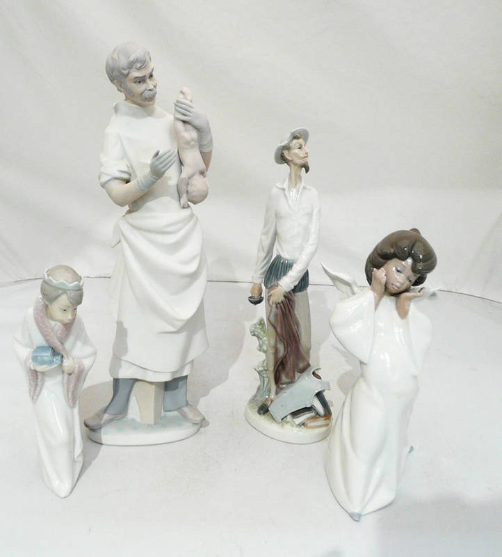 Lot 111 - Four Lladro figures