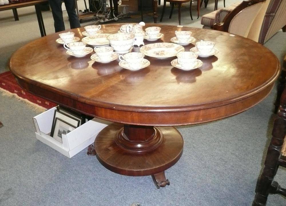 Lot 594 - Victorian breakfast table