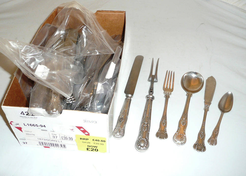 Lot 421 - Walker and Hall silver flatware Queens
