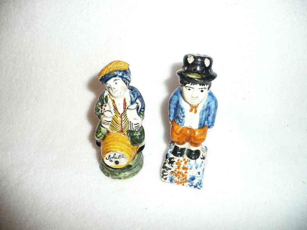 Lot 109 - A Prattware Pottery Figure of a Toper, circa