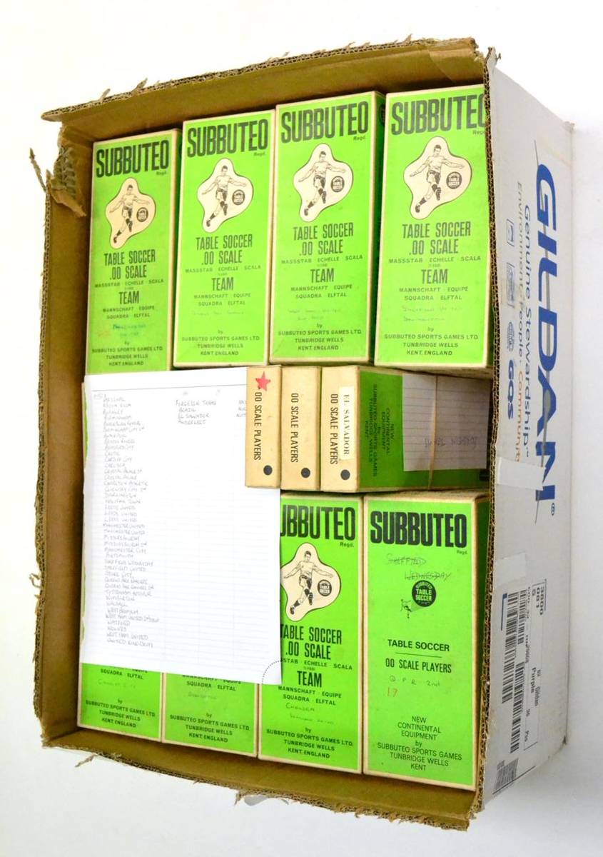 Lot 419 - Subbuteo 1970's Team a collection of 46