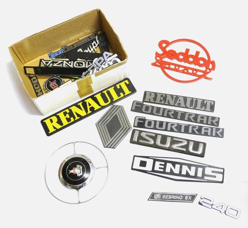 Lot 44 - Various Plastic And Metal Vehicle Badges