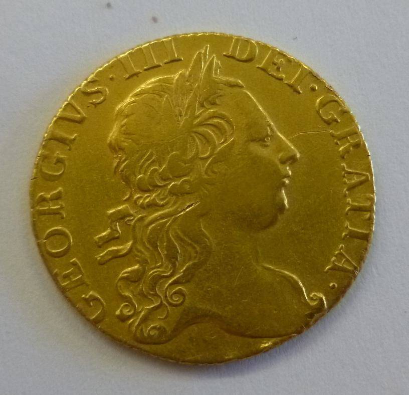 Lot 35 - George III Guinea 1769, 3rd laureate head,