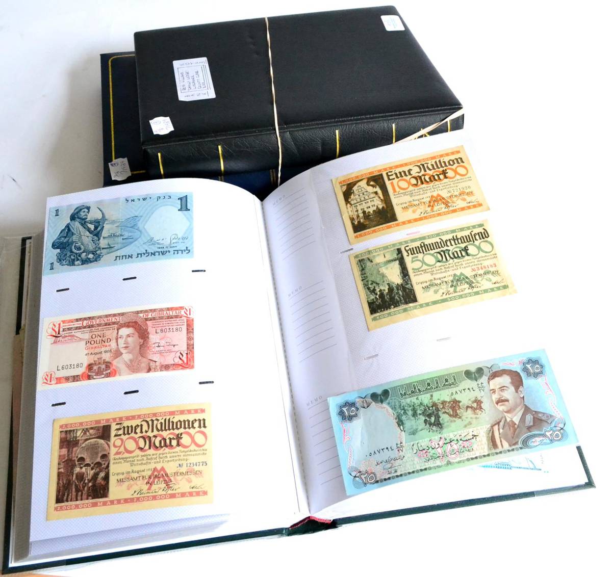 Lot 403 - A Collection of Approximately 640 x Foreign