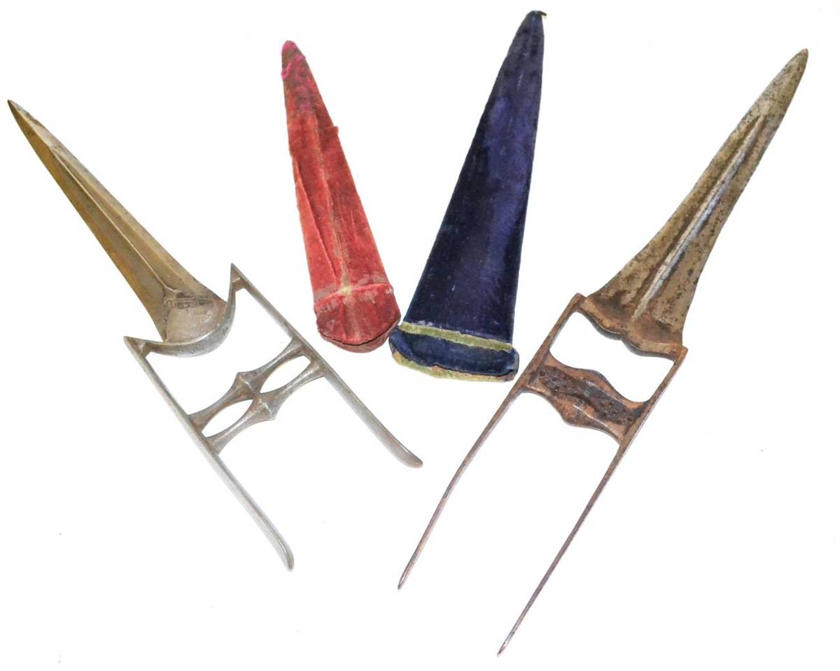 Lot 285 - An 18th Century Indian Katar, the 35cm
