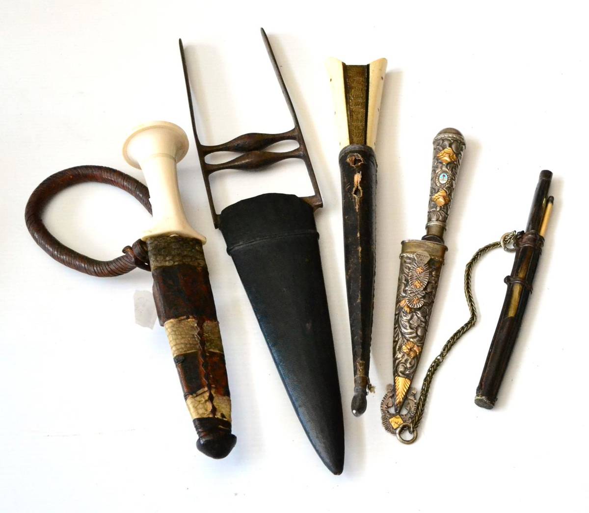 Lot 329 - A 19th Century Indian Earred Dagger, the