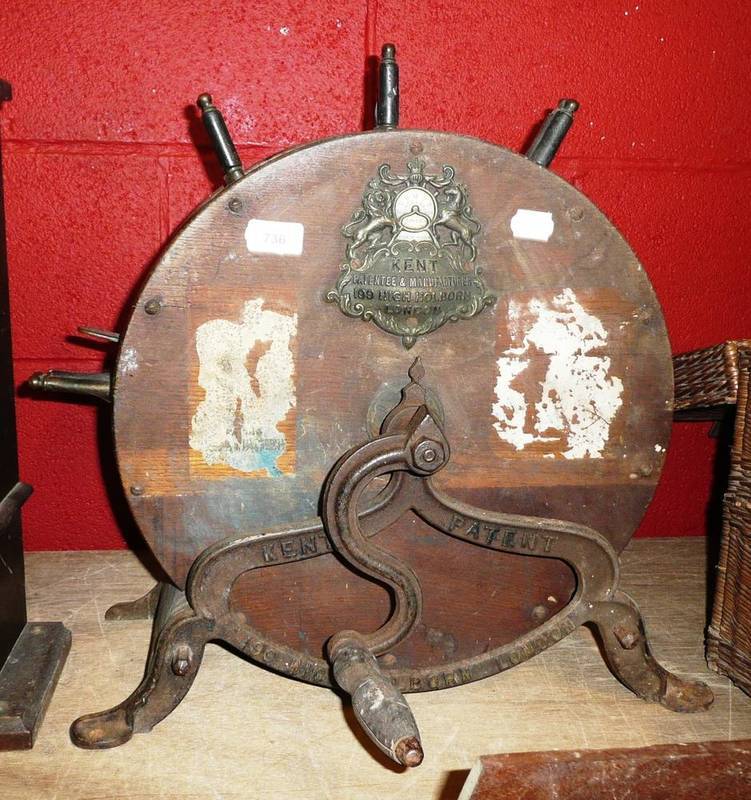Lot 736 - A Kent's Patent Knife Cleaner
