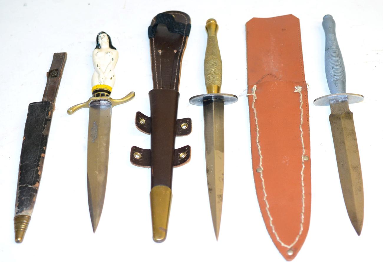 Lot 280 - A Copy of a Second Pattern Commando Knife,