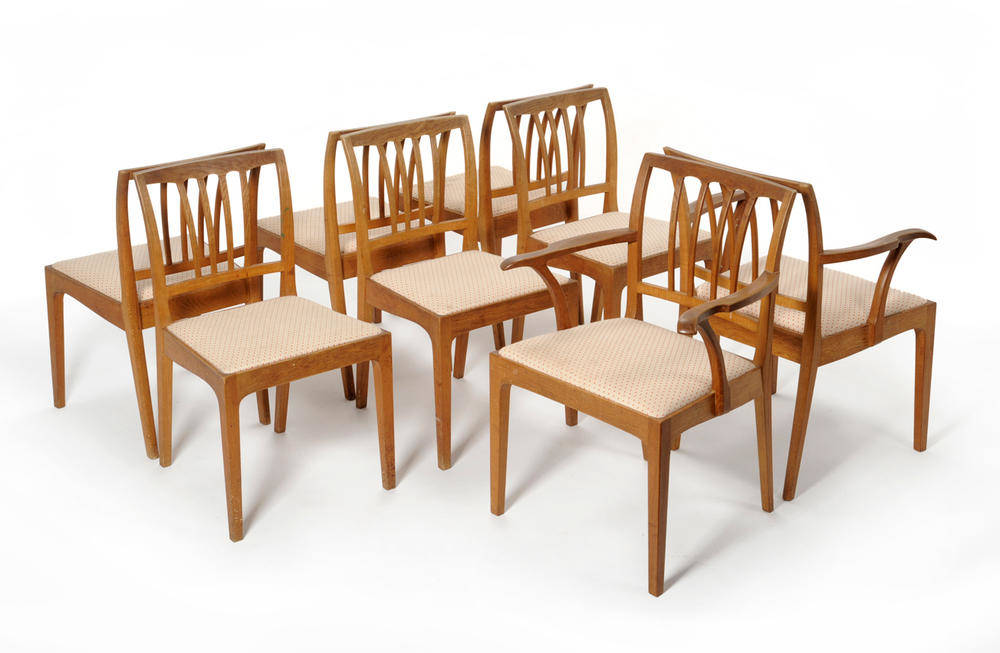 Lot 1935 - Edward Barnsley (1900-1987) Made by Herbert