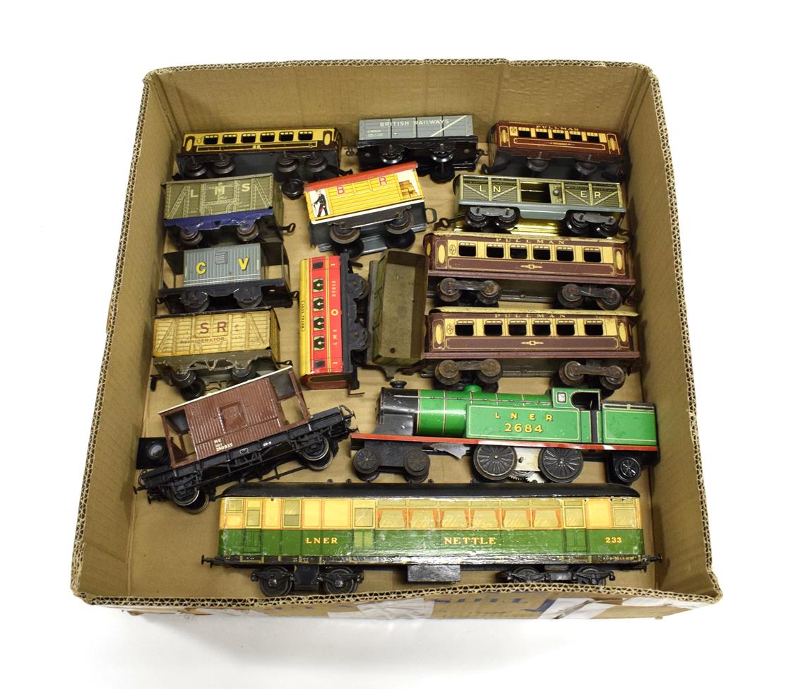 Lot 3349 - Various British O Gauge including Leeds