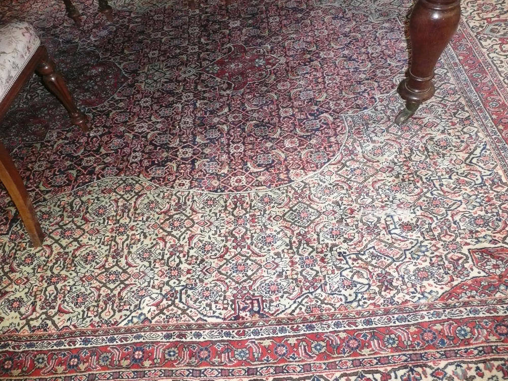 Lot 1150 - Arak Carpet West Persia The shaped deep